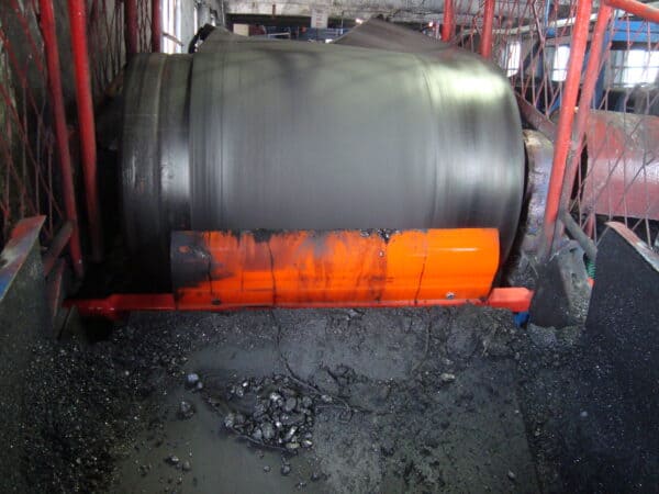 Conveyor Belt Scrapers Wiper Blades Manufacturer | Suconvey Rubber